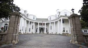 10 Reasons to Attend Marian Court College - EdRater