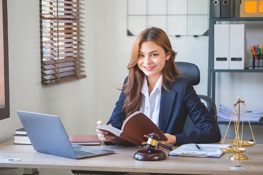 10 Different Law Firm Positions and What They Do - EdRater